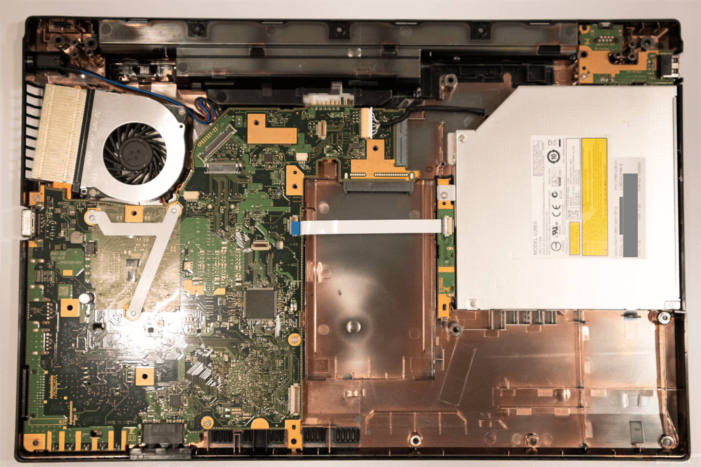 LIFEBOOK A573/G, A553/G, A553/HのCPU交換方法 – ページ 3 – あの角を曲がれば、かぼしー